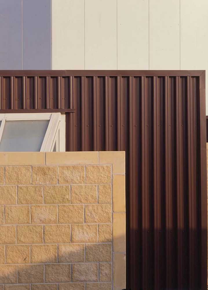 colne swimming pool - Hodder + Partners